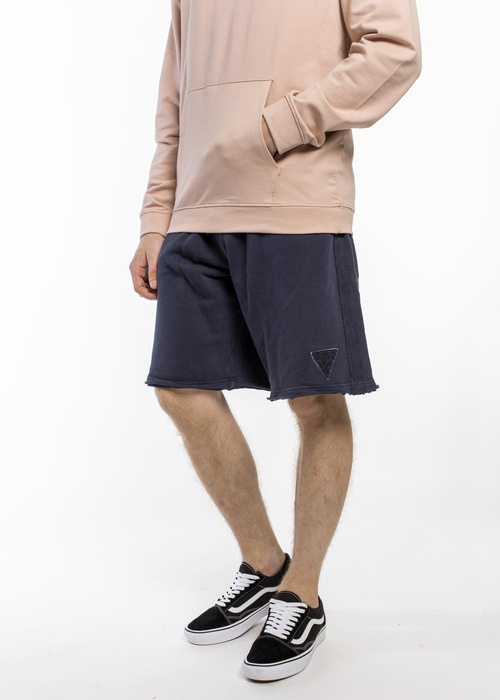 Guess Patch Logo Shorts (M1GD55K68I1-G77G) - 35,99 € - Sneaker Peeker ...